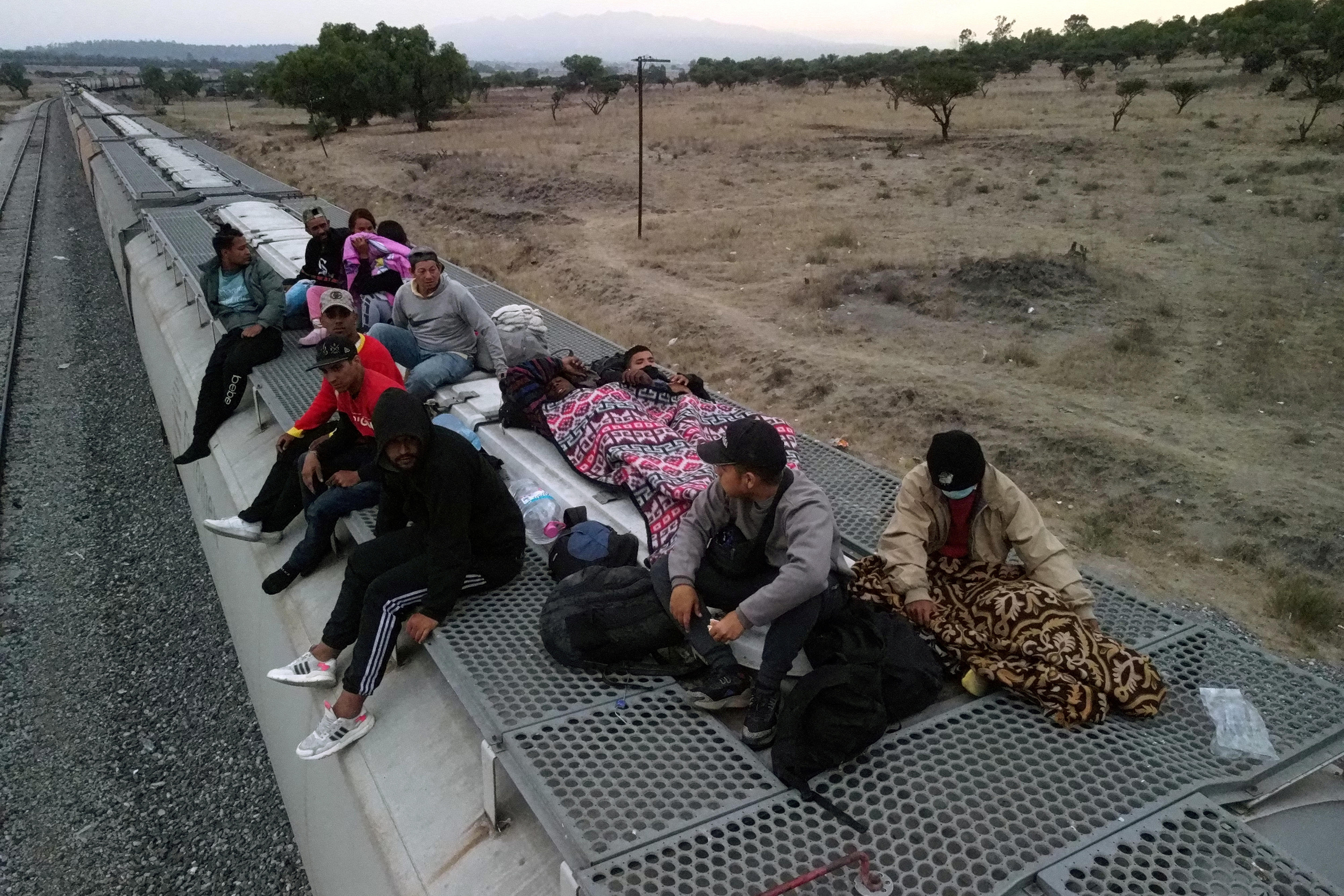Illegal Immigrants Crossing The Border By Train