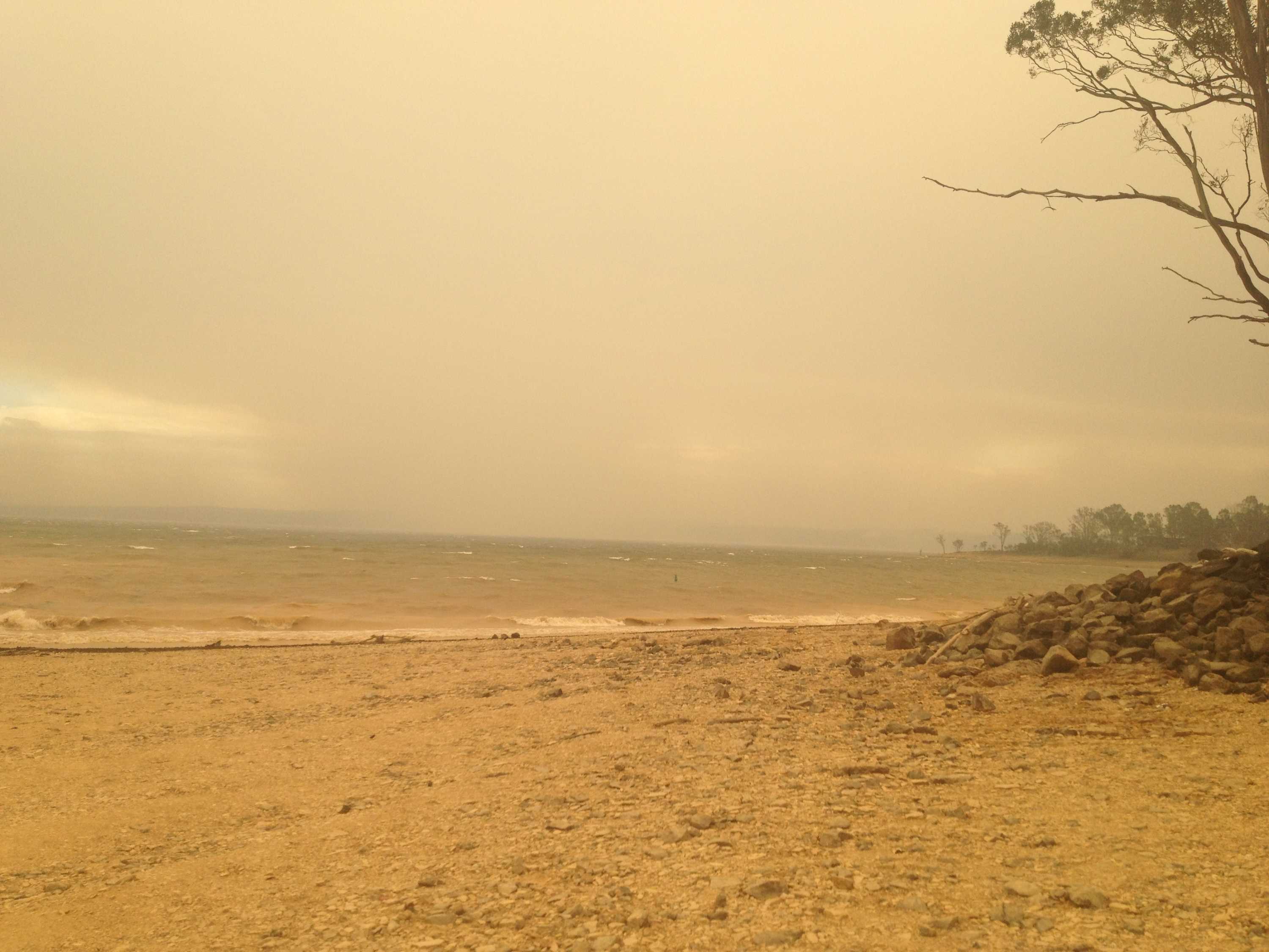 Emergency crews on alert for fire flare-ups - ABC News