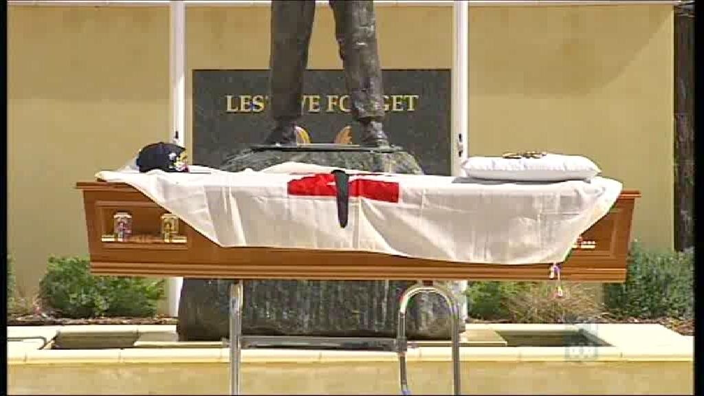 WWII hero farewelled in Perth - ABC News
