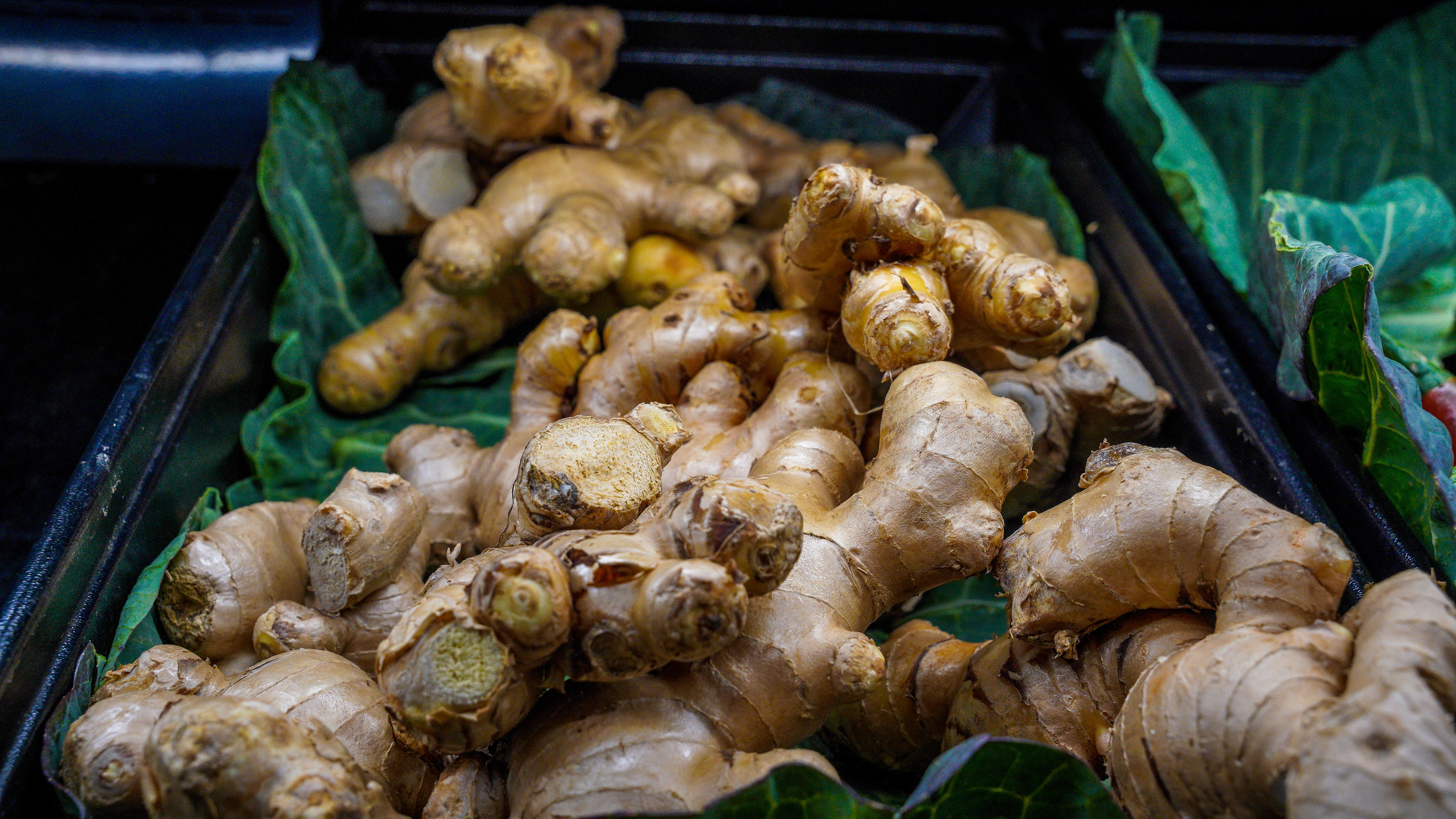 The anti-inflammatory effects of ginger can help you feel better from a ...