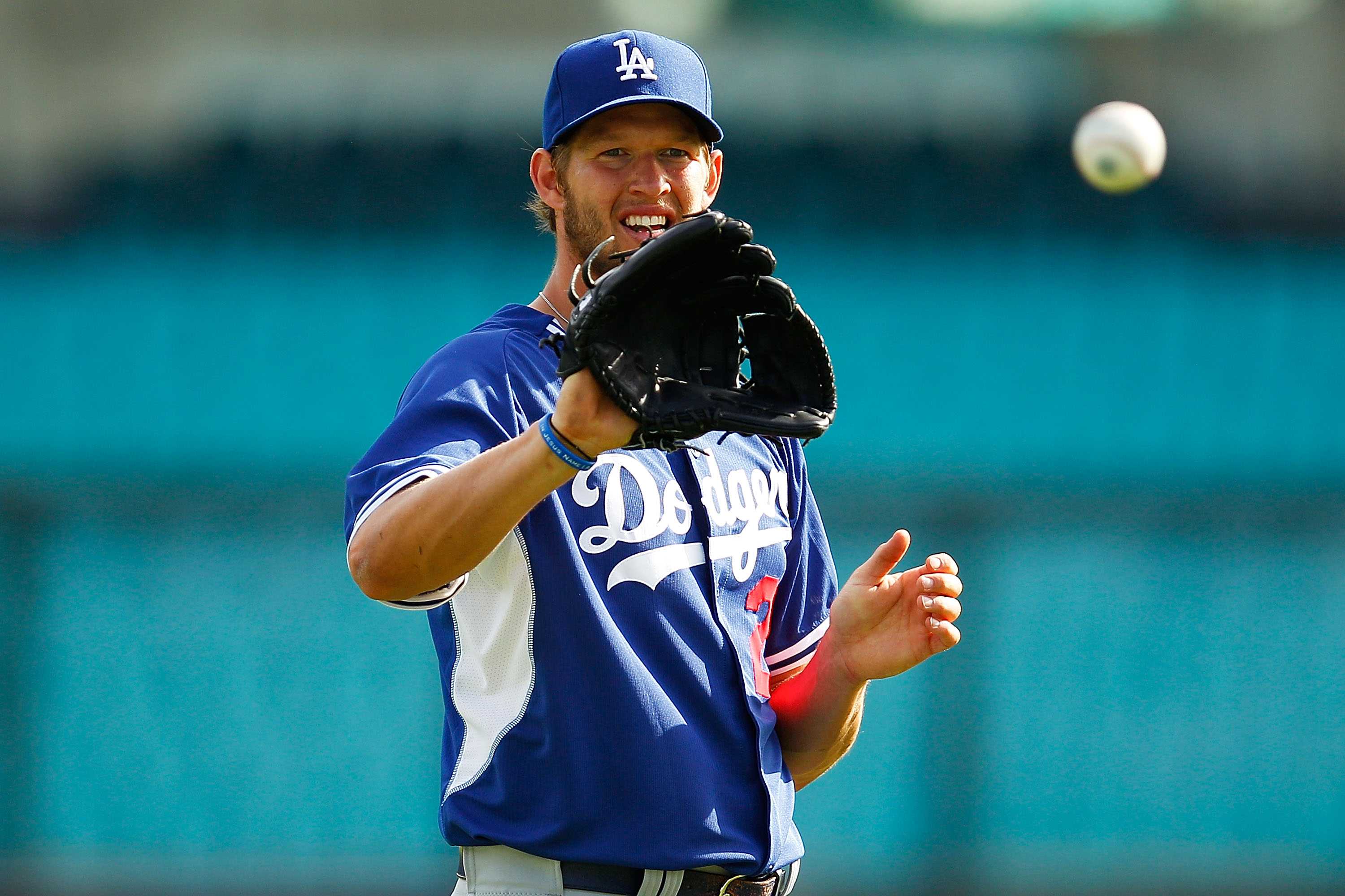 Australia ready for David and Goliath baseball battle against Los ...