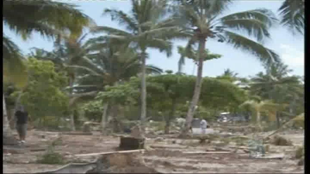 Severe tsunami hits Samoa - ABC News