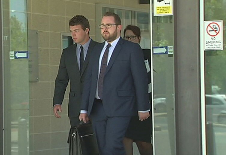 Canberra man narrowly avoids jail for 'coward punch' attack - ABC News