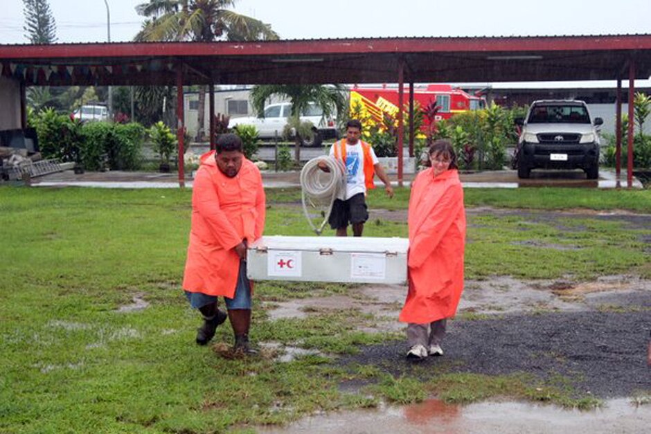 Direct hit predicted as Tropical Cyclone Amos intensifies on approach ...