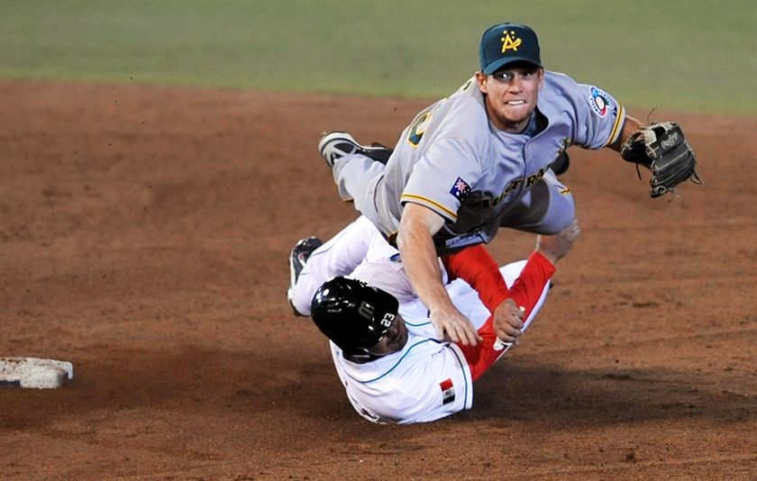 Aussie baseballers set ambitious target - ABC News