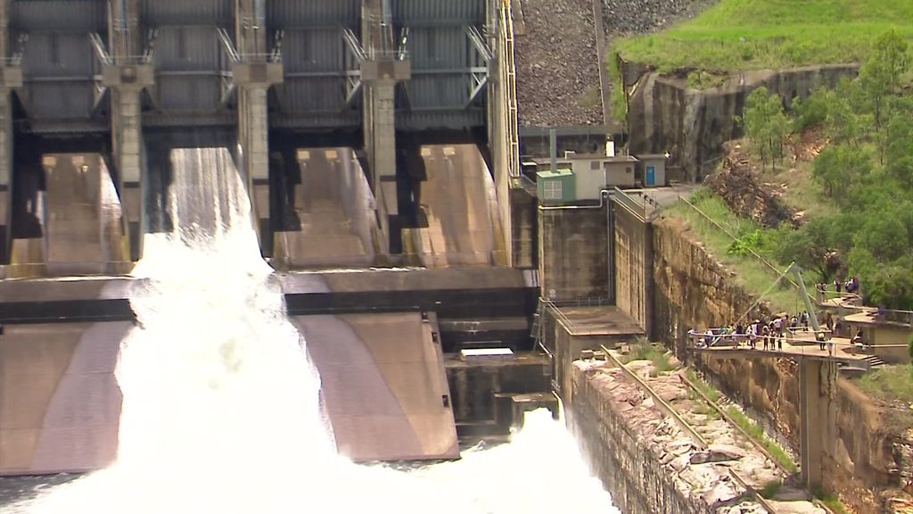 Wivenhoe Dam release after rain - ABC News