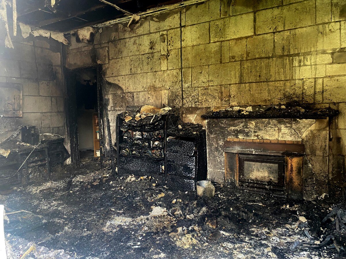 Mount Gambier house fire causes $200k damage, fire chief urges ...