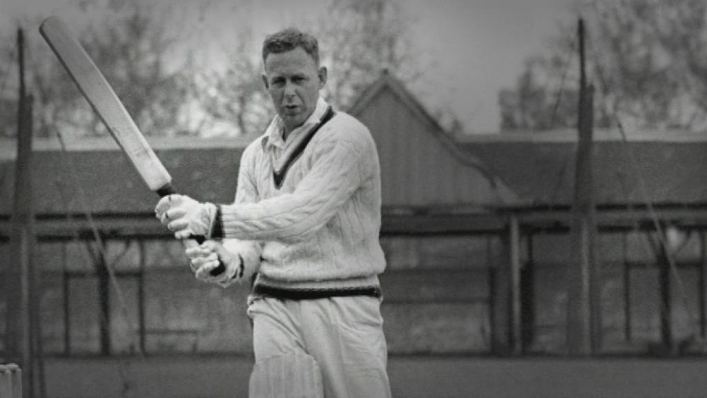 Arthur Morris: The boy from Bondi who became an Invincible - ABC News