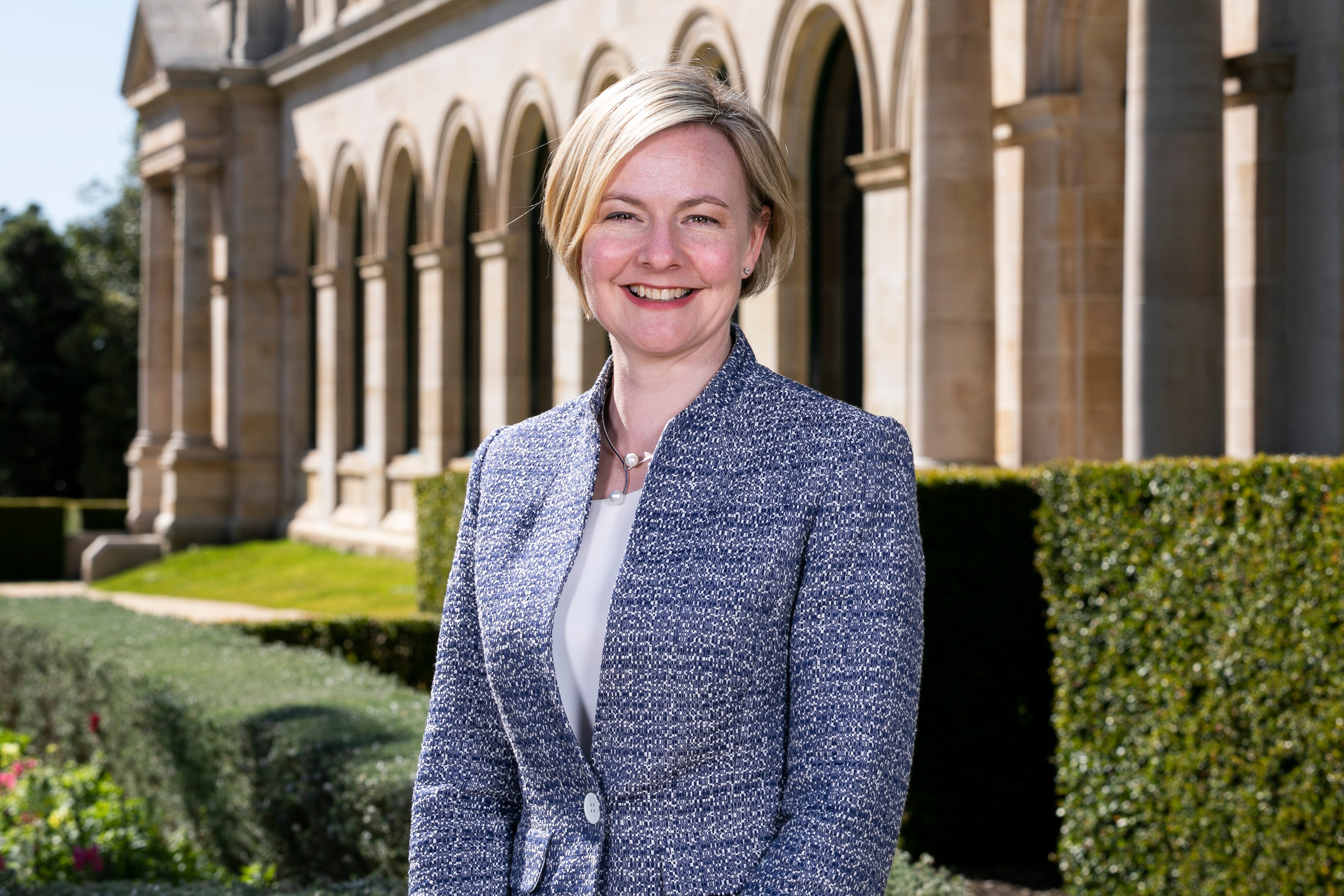 Auditor-general warns WA government over risk of money laundering and ...