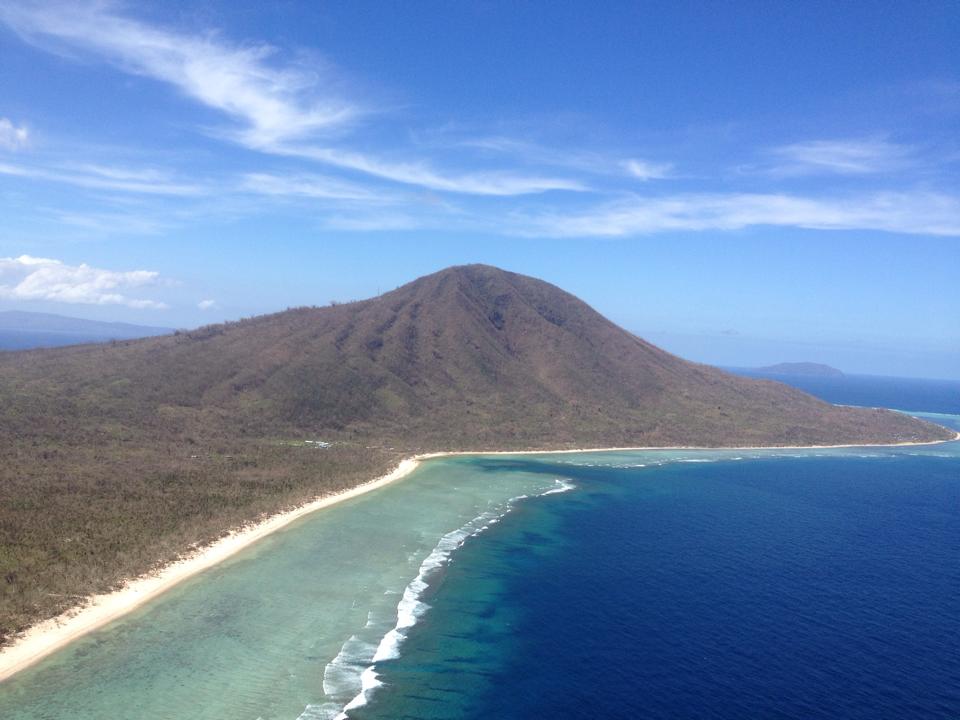 Cyclone Pam: Before and after pictures reveal total devastation in ...