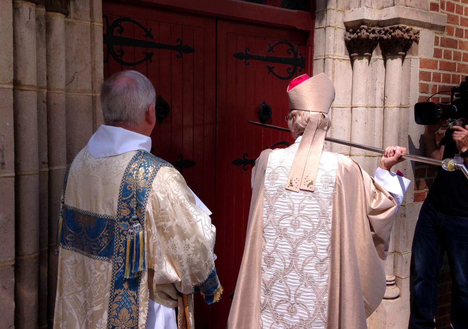 Kay Goldsworthy makes history in Perth by becoming the world's first ...