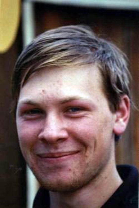 Naked kidnapper blacked face, fled to India - ABC News