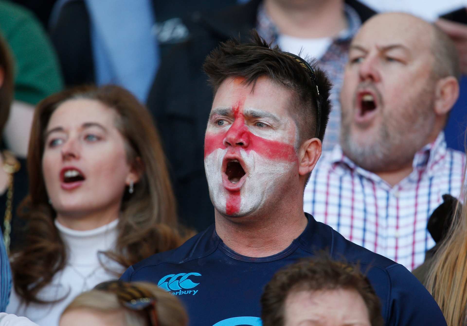 English rugby reviewing fans' singing of Swing Low, Sweet Chariot due ...