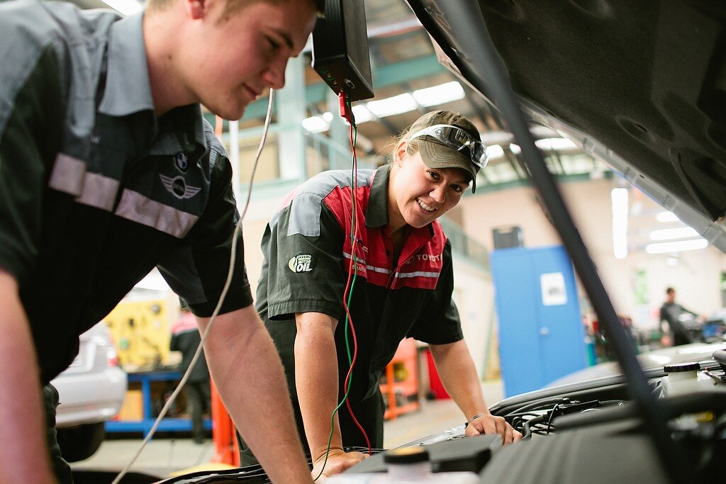 Canberra's female tradies proving women have what it takes - ABC News