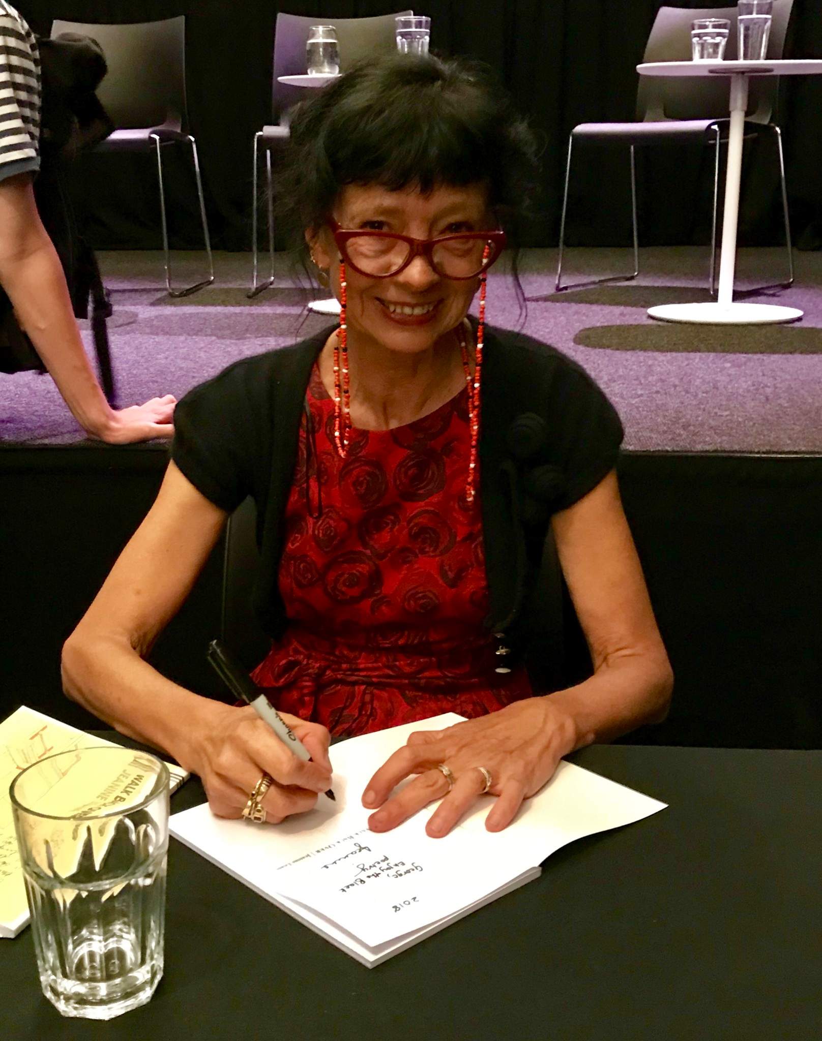 "Who owns history?" Aboriginal Identity & history in poetry ...