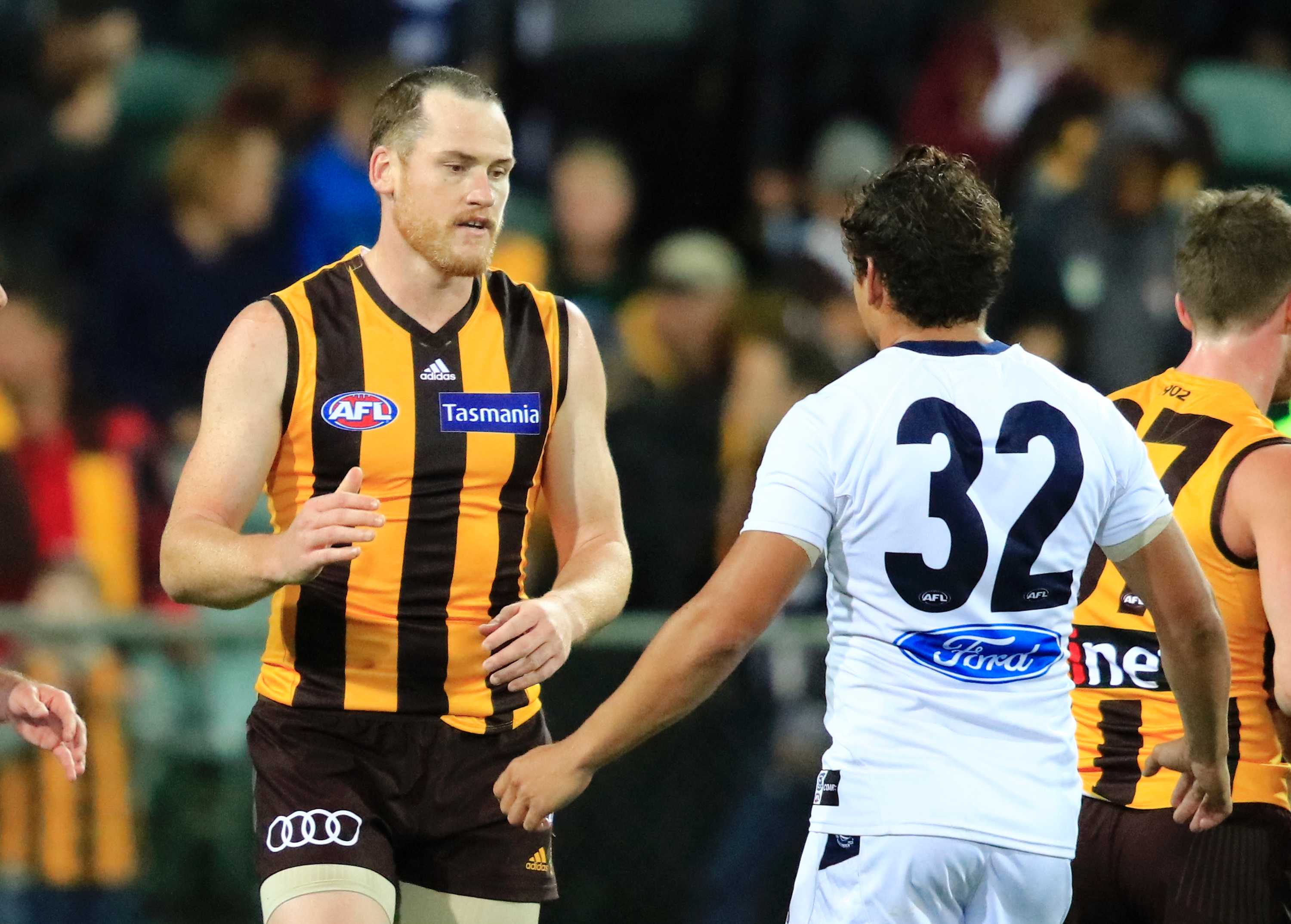 Jarryd Roughead kicks a goal in Hawthorn return as Hawks beat Geelong ...