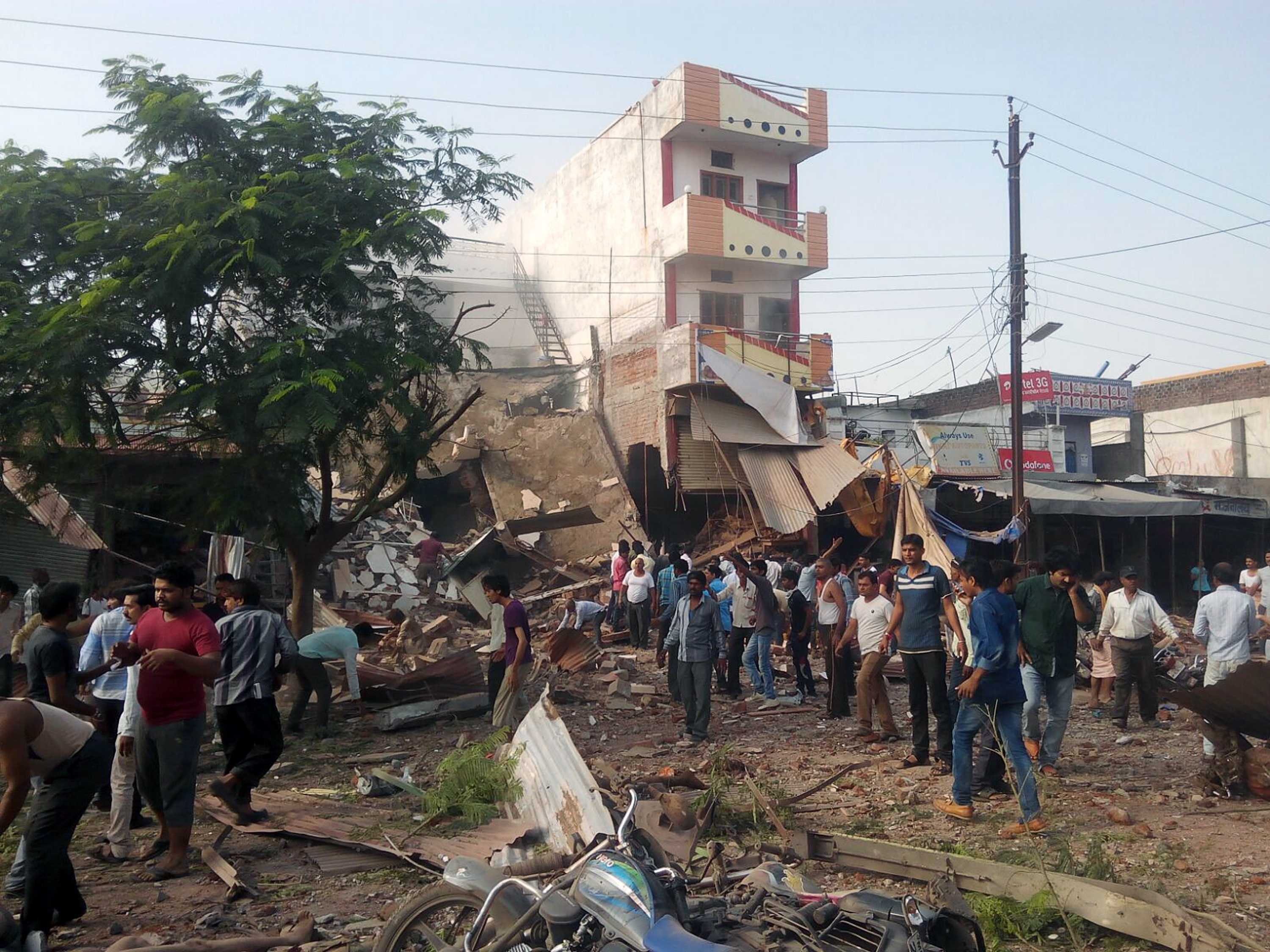 Gas explosion at restaurant in central India triggers nearby explosives ...