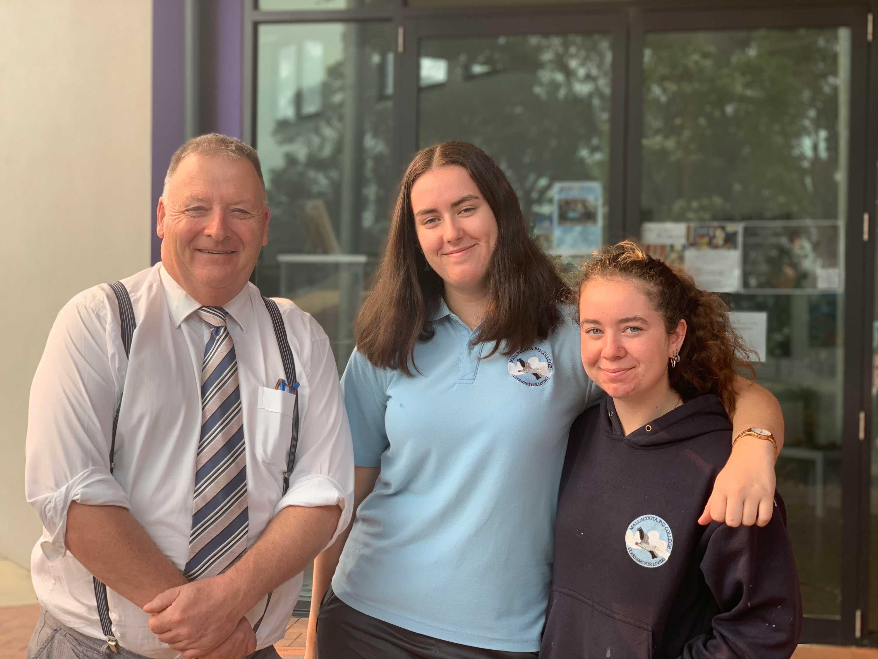 Victorian schools expect elbow taps and smiles when students return to ...