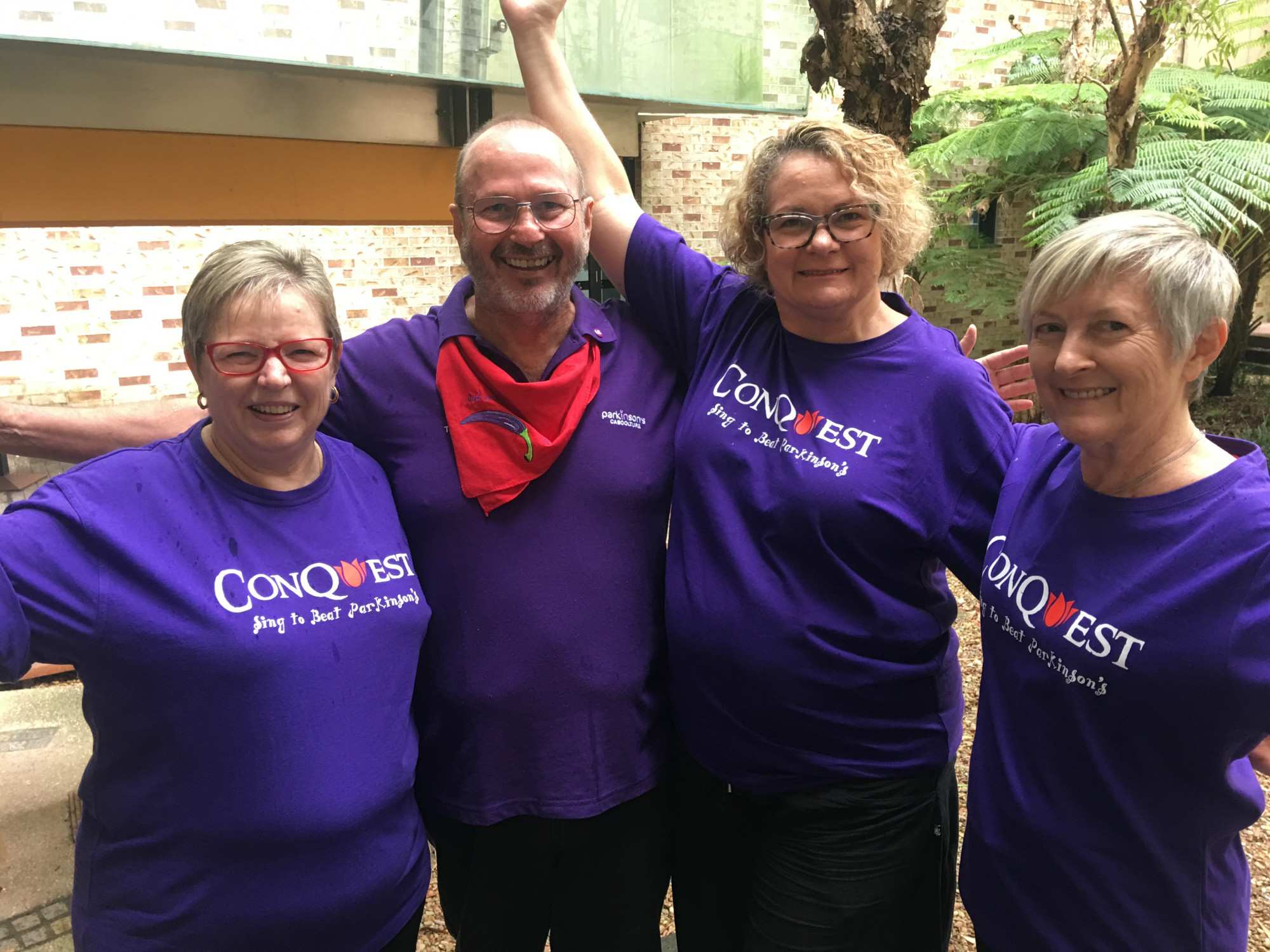 Parkinson's disease symptoms improve with singing, study finds - ABC News