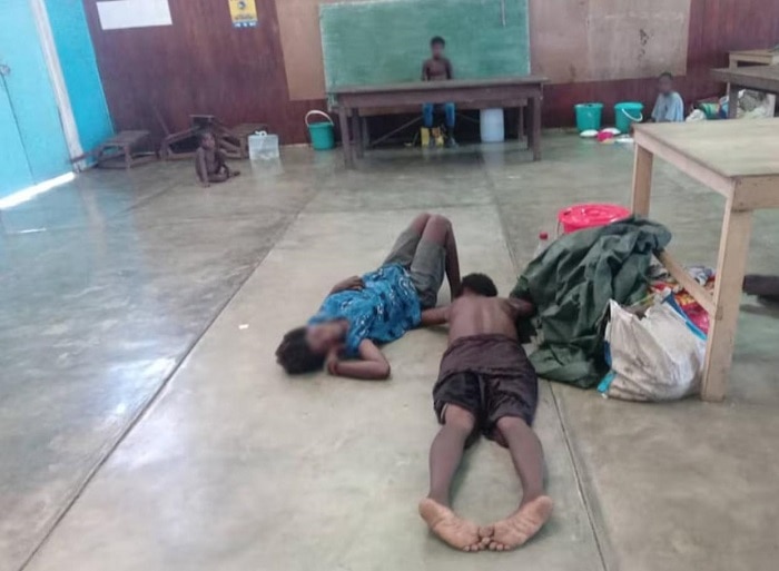 Polis iholimpas faivpla yut long Angoram - ABC Pacific