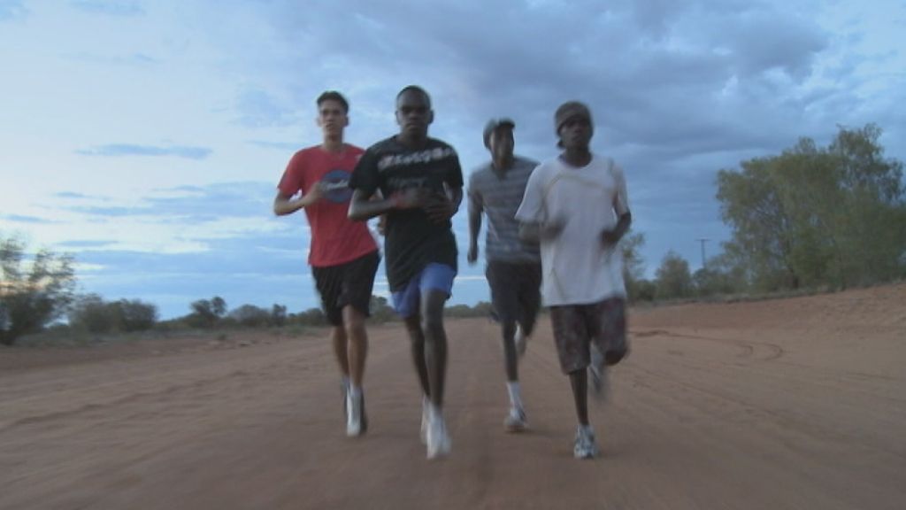 Rob de Castella prepares to take Indigenous runners to US - ABC News