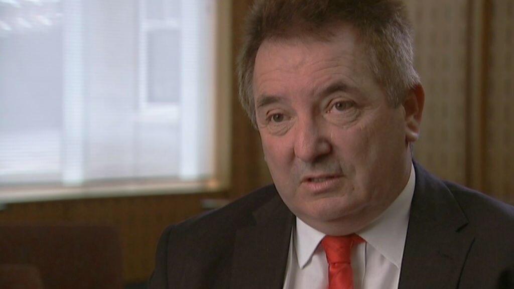 MP Fiona Scott accused of stabbing Tony Abbott in back - ABC News