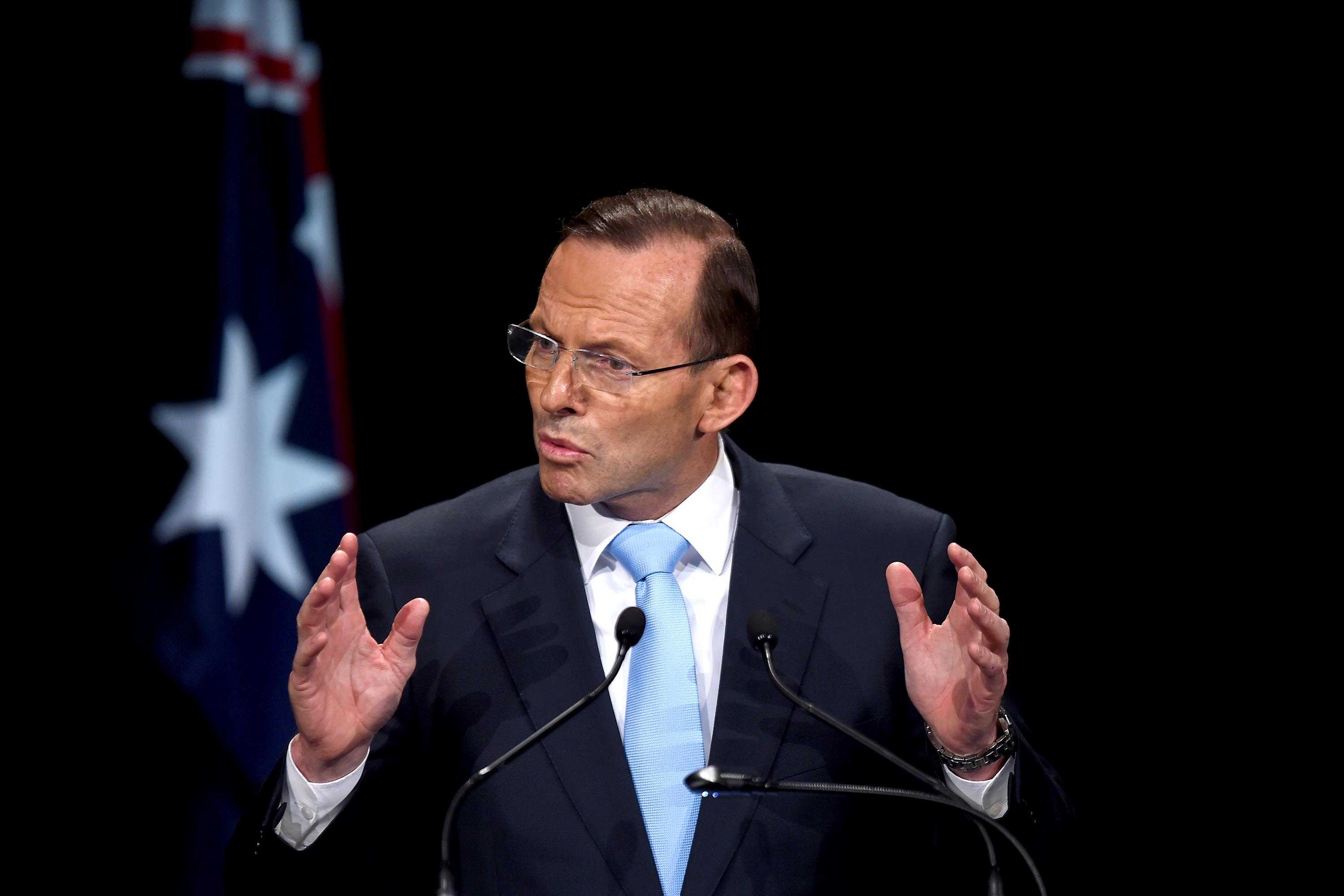 Tony Abbott urges business leaders to help drive tax reform, convince ...