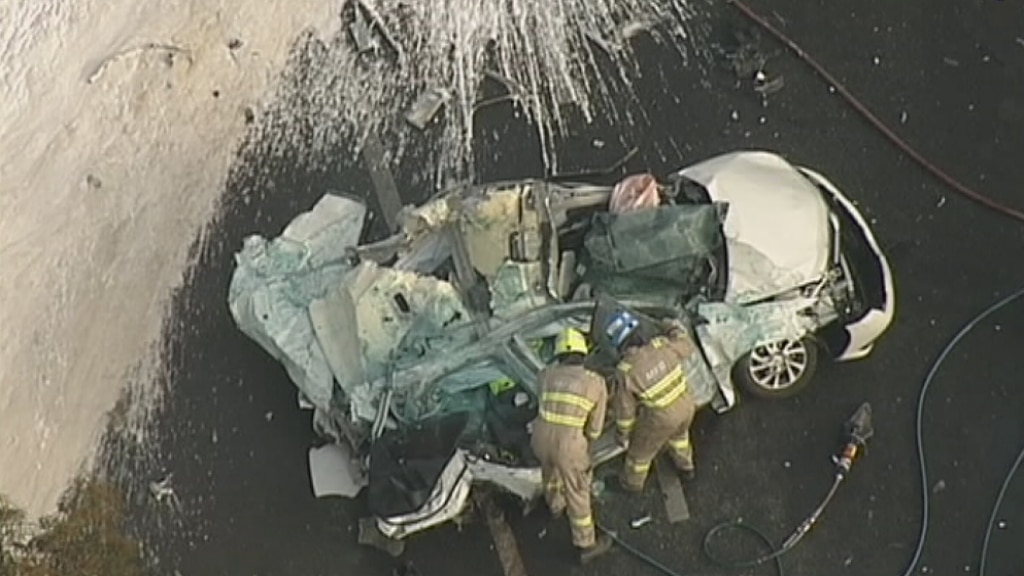 Calder Freeway reopens after 'horrific' fatal petrol tanker crash - ABC ...