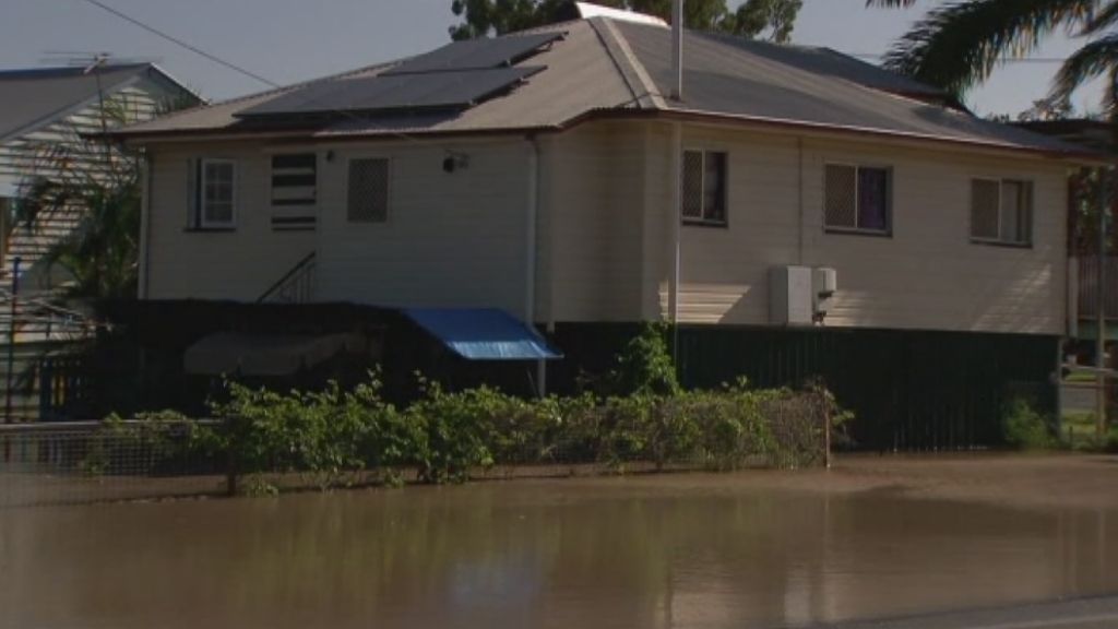 Reporter Jonathan Hair sums up Rockhampton's flood peak preparations ...