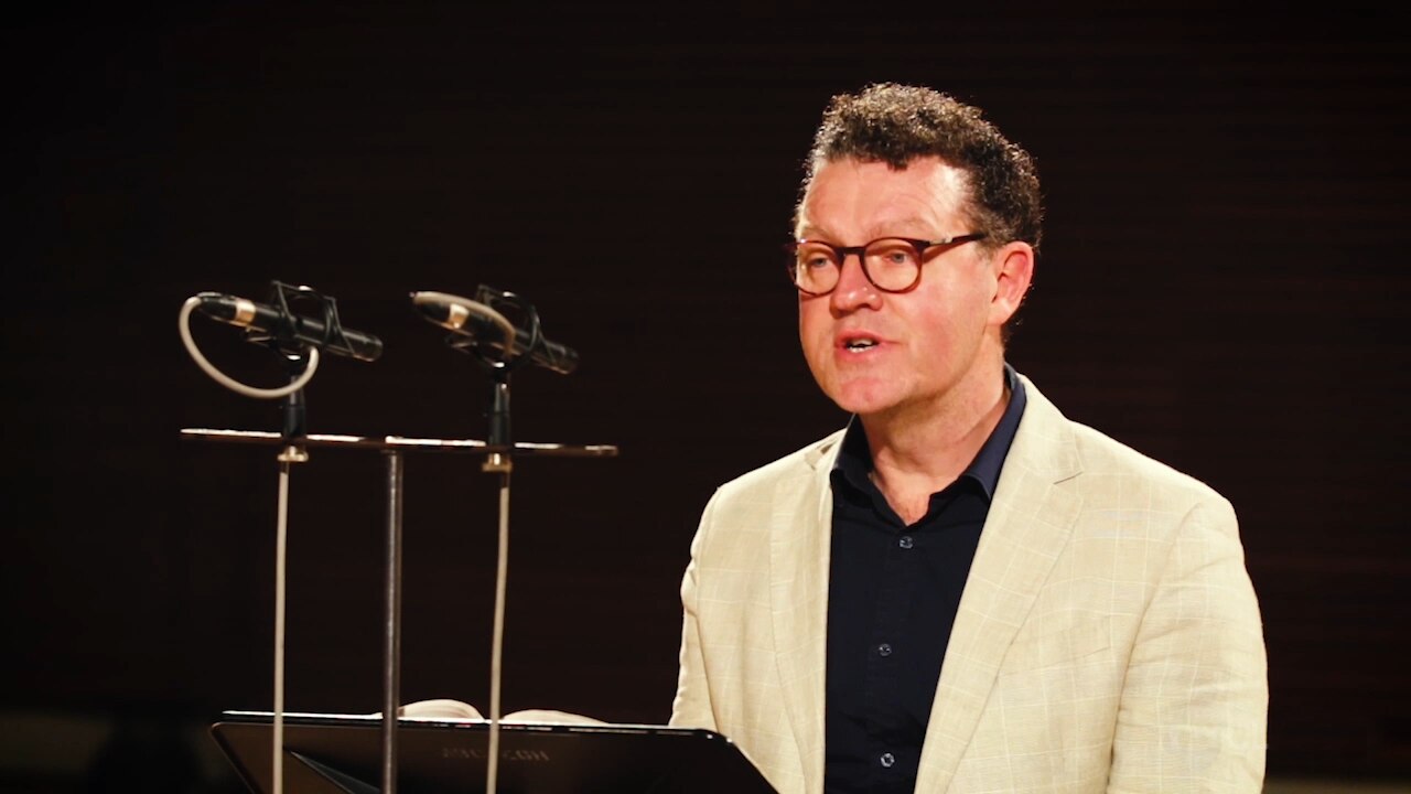 Brett Weymark sings Barber's 'The Monk and his Cat' - ABC Classic