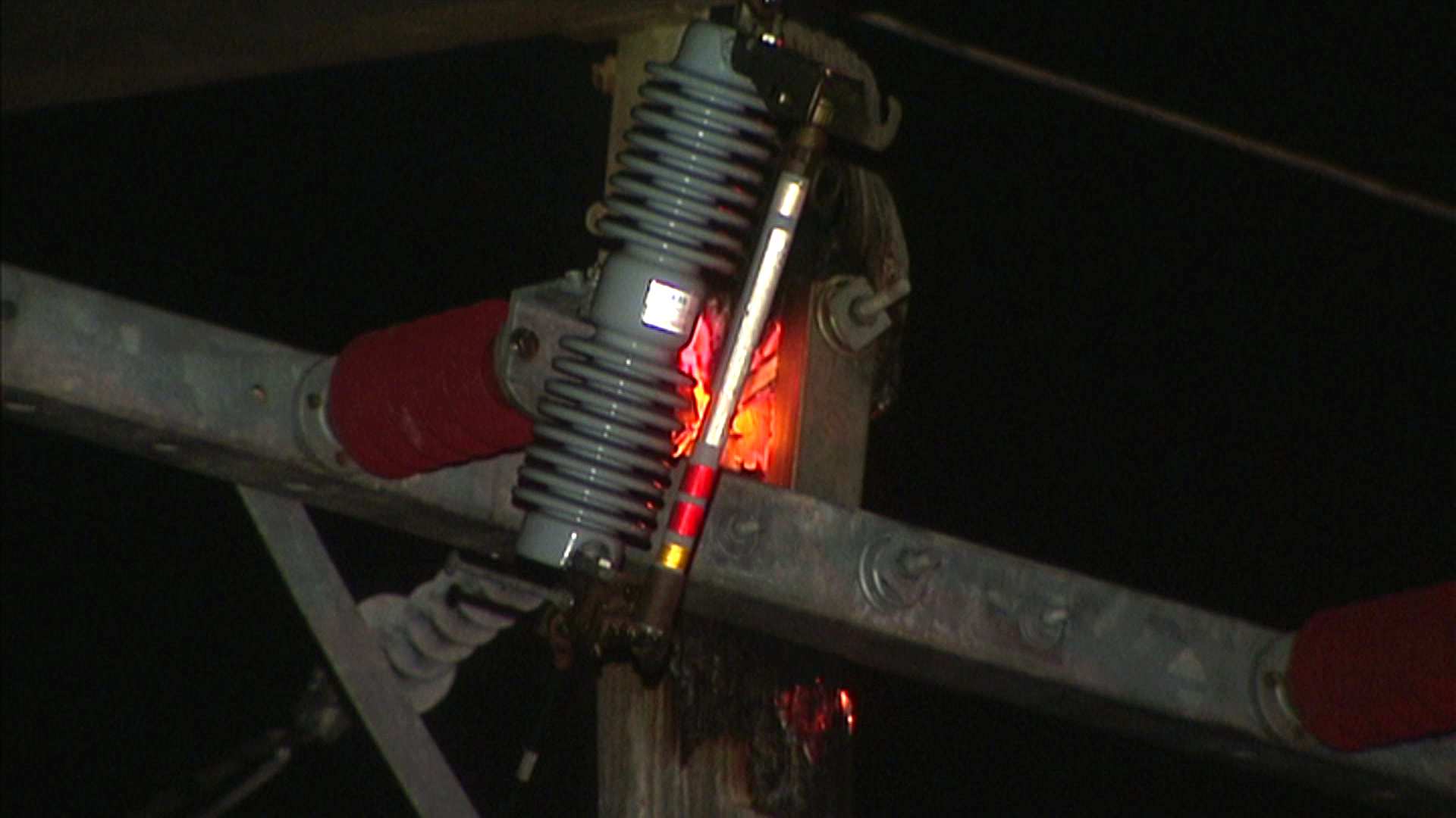 Perth power blackouts affect 50,000 properties as Western Power crews ...