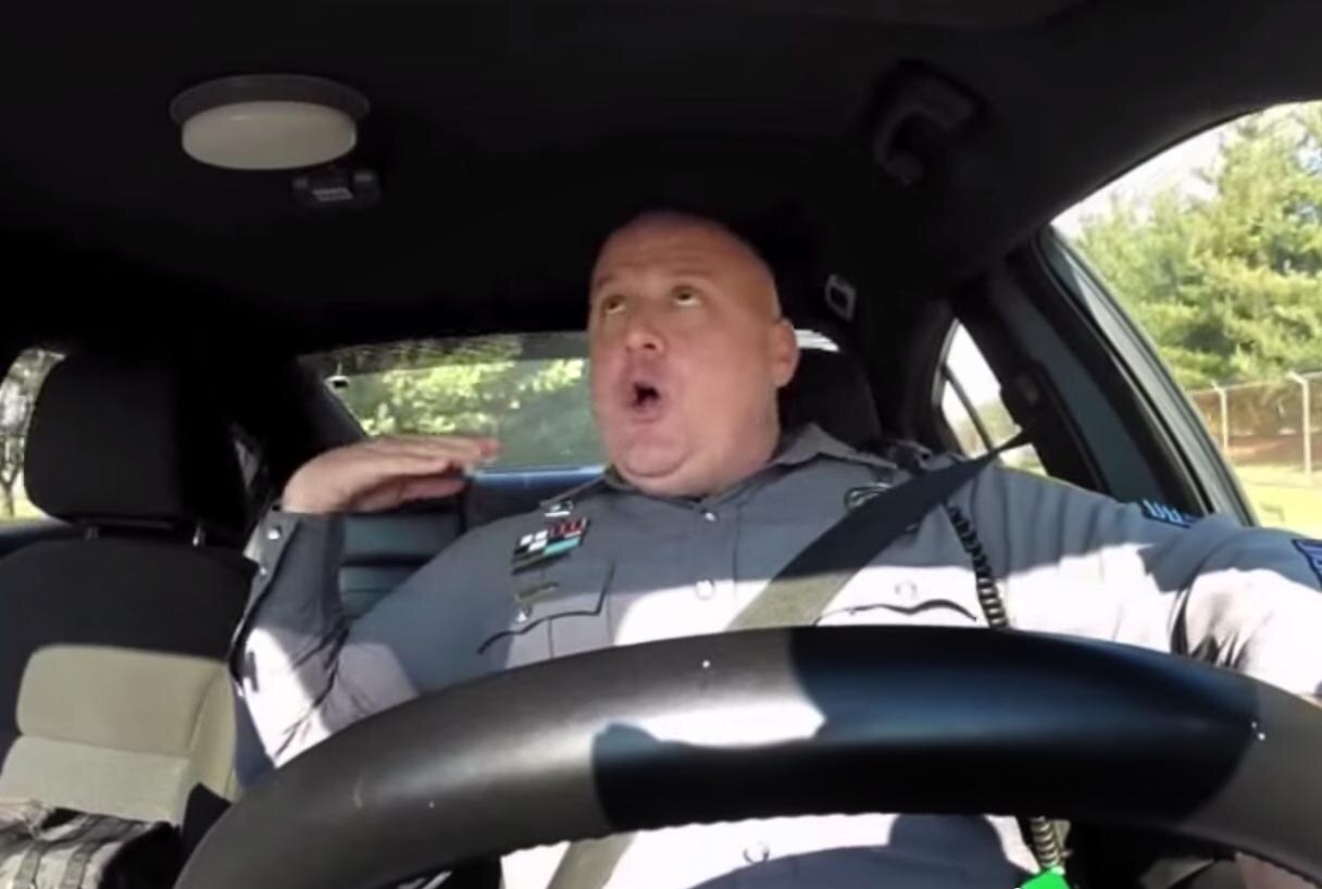 Taylor Swift loves US policeman's dash cam performance of her hit song ...