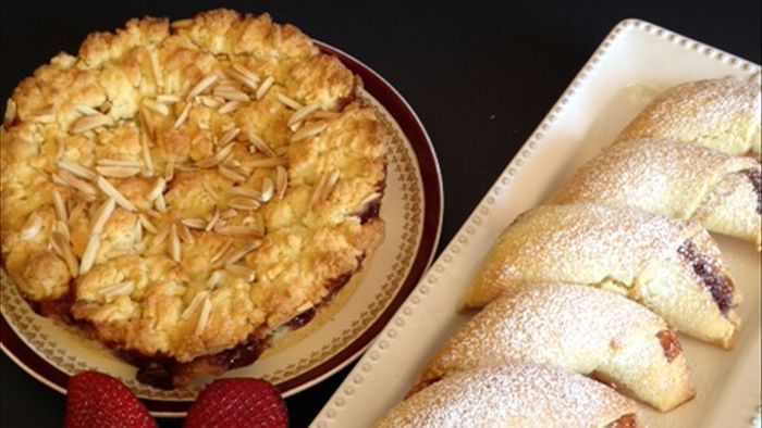 Strawberry Jam Cake - ABC News