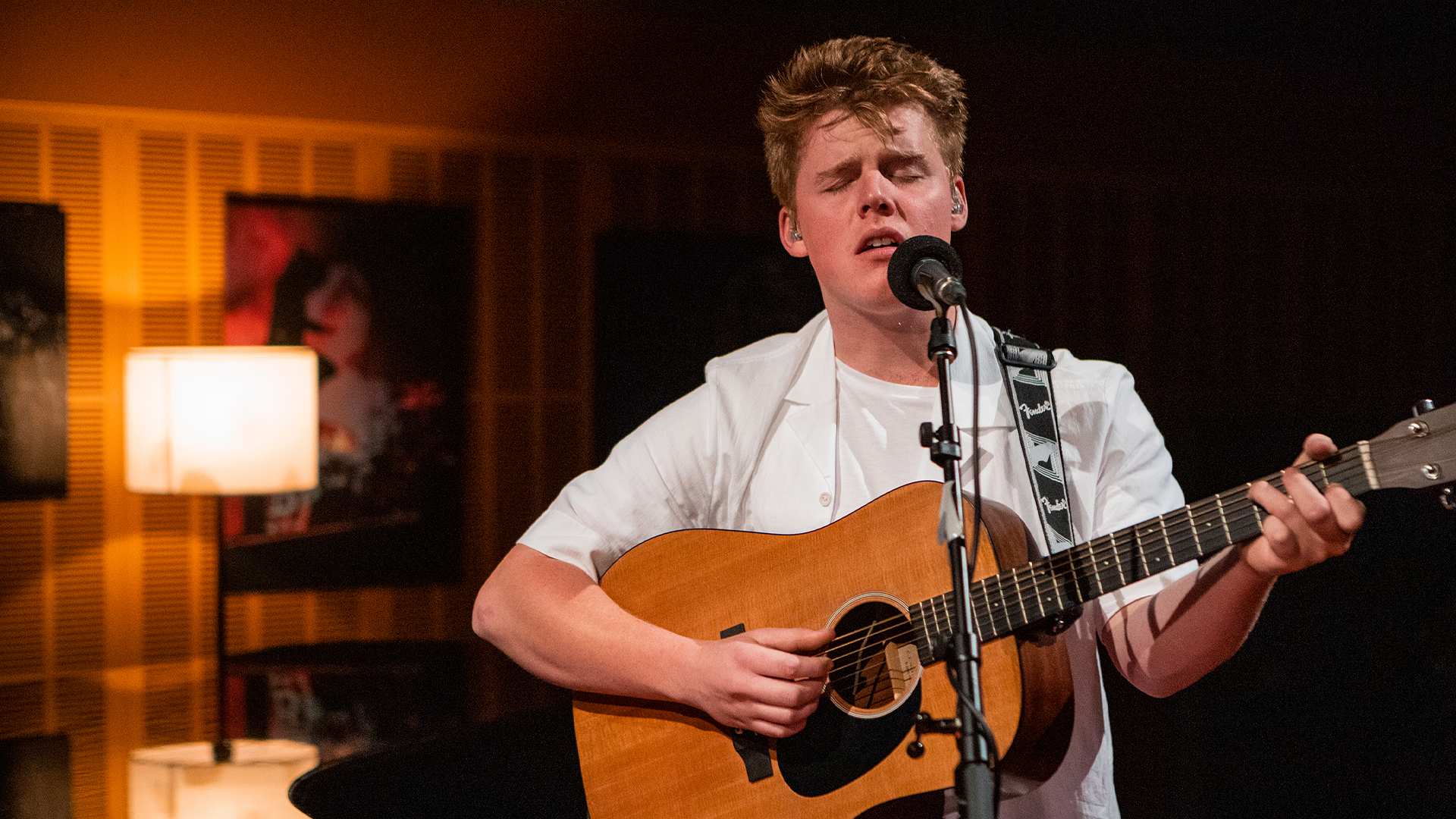 Fergus James - 'Good Man' (live for Like A Version) - triple j