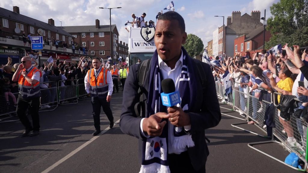 Tottenham Hotspurs fans celebrate historic victory in London - ABC News