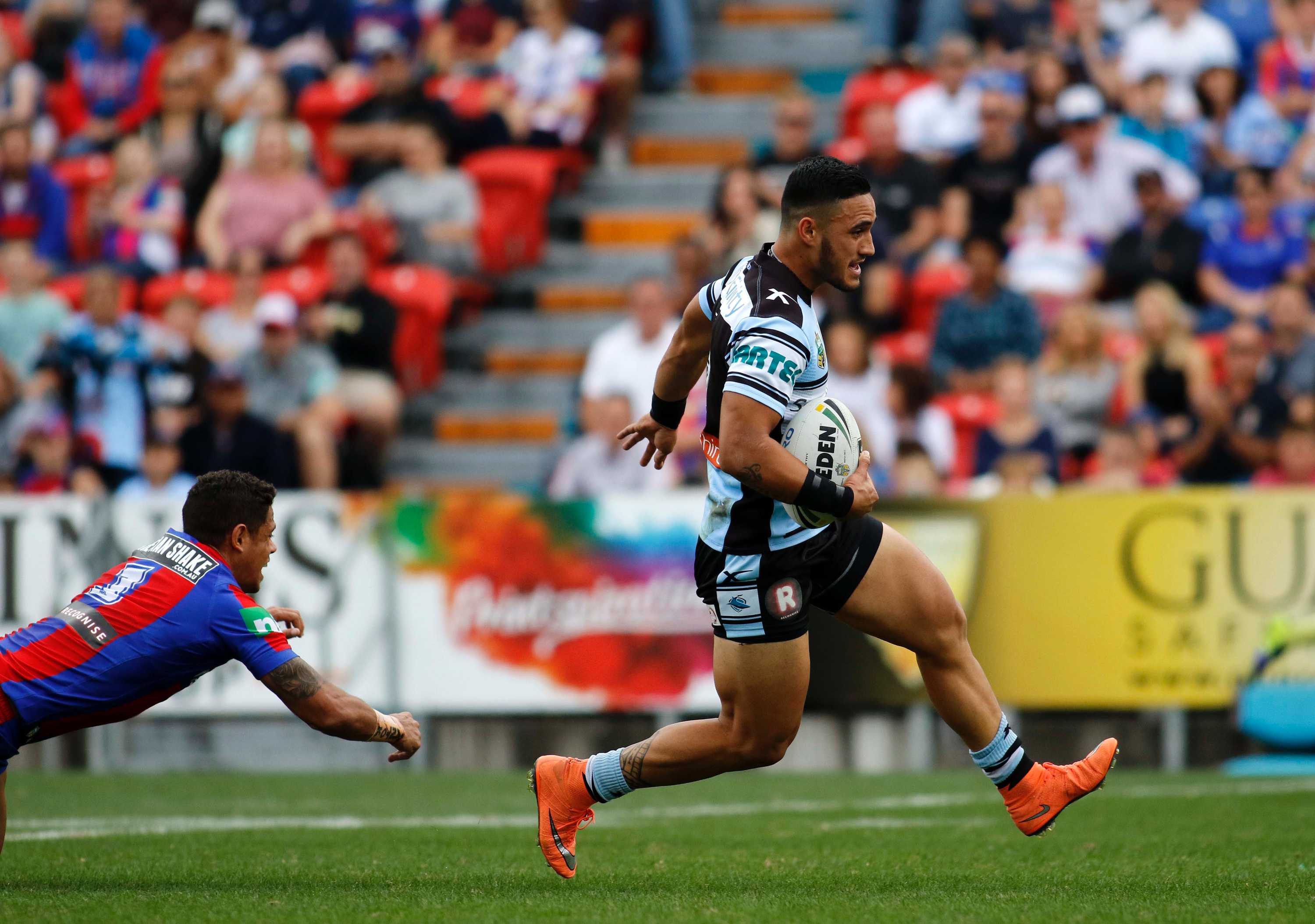 Valentine Holmes leaves NRL to join NFL's New York Jets on ...