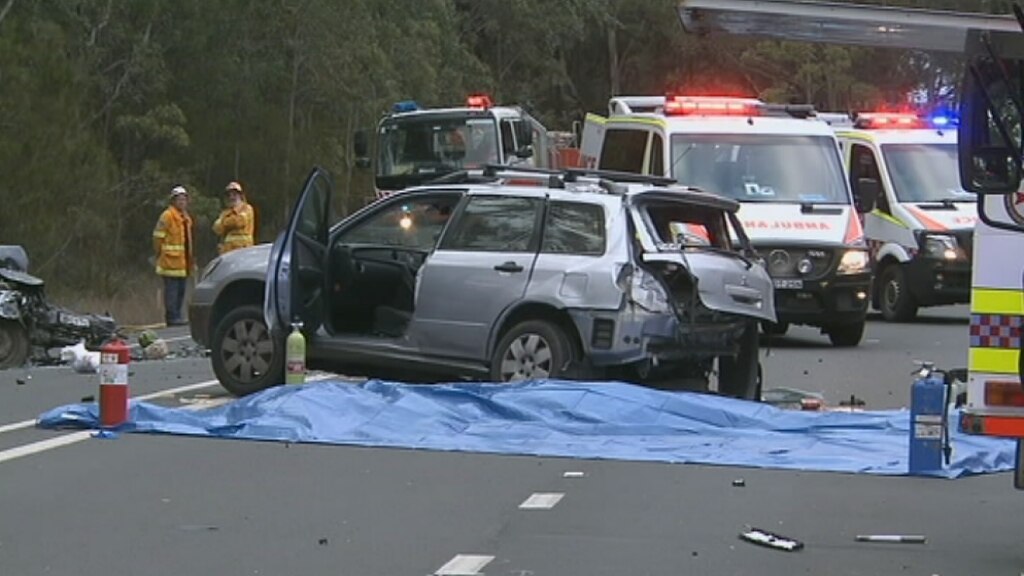 Four young men die on NSW roads amid spike in road toll, police say ...