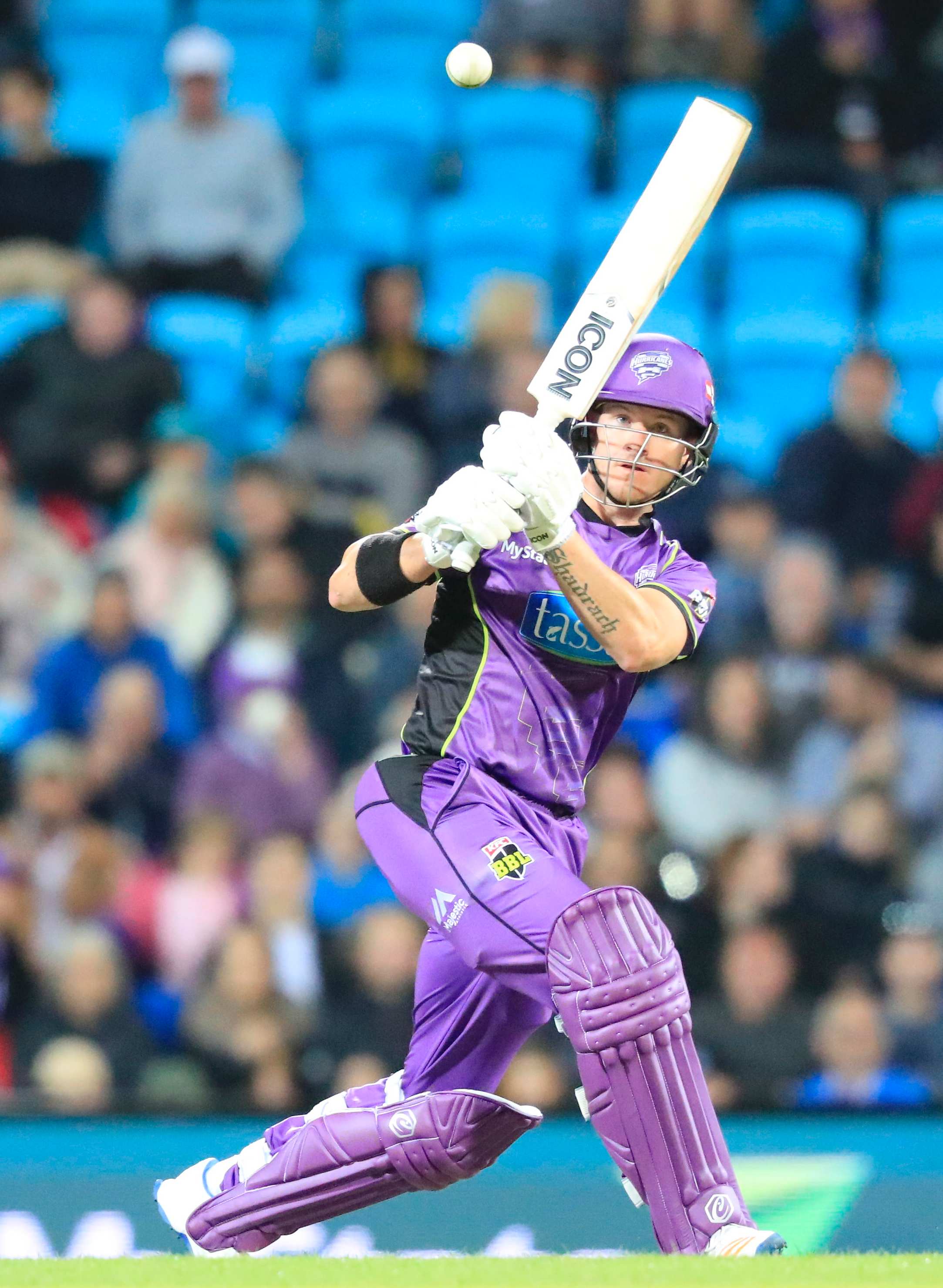 D'Arcy Short breaks Big Bash League runs record with three fixtures ...