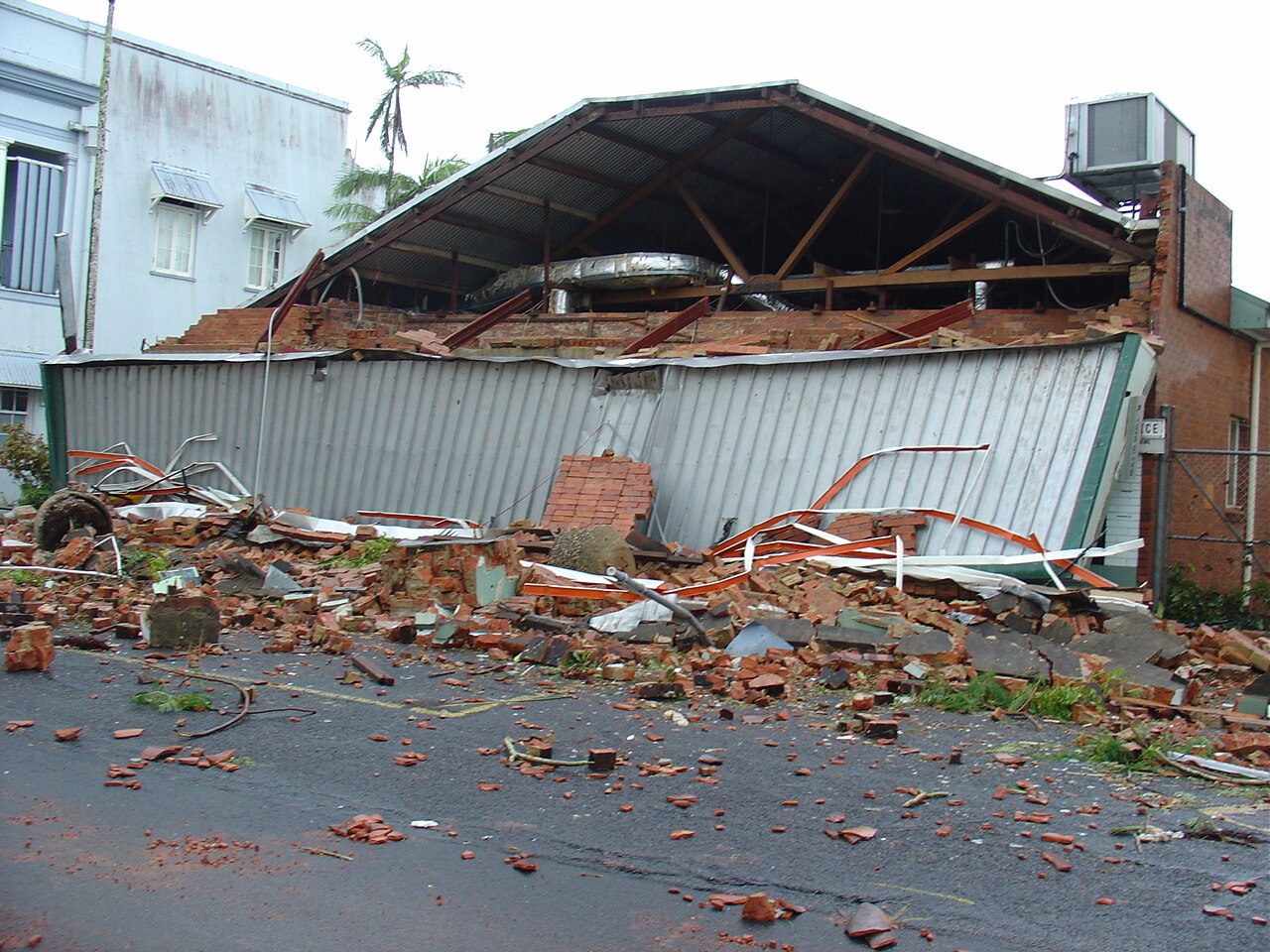 Queenslanders call for more cyclone shelters as some turn to 'strong ...