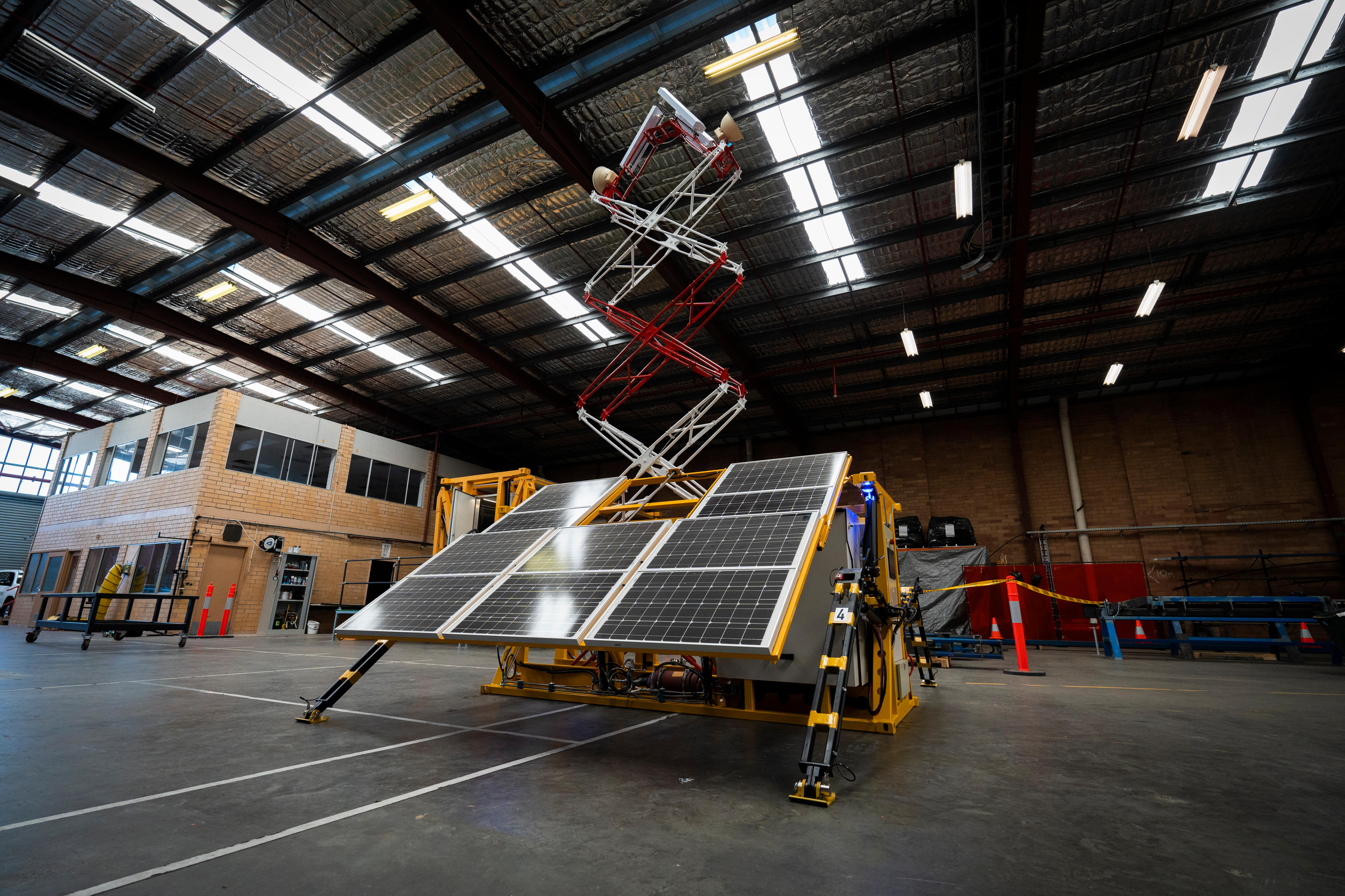 Robotic radio tower has potential to revolutionise…