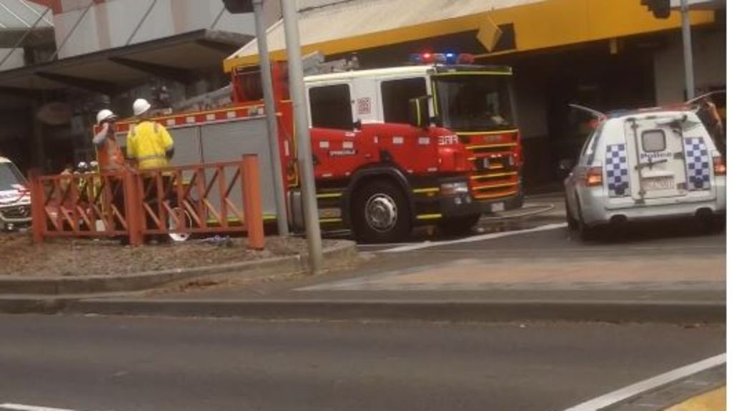 Emergency crews respond to fire at Commonwealth bank in Springvale ...