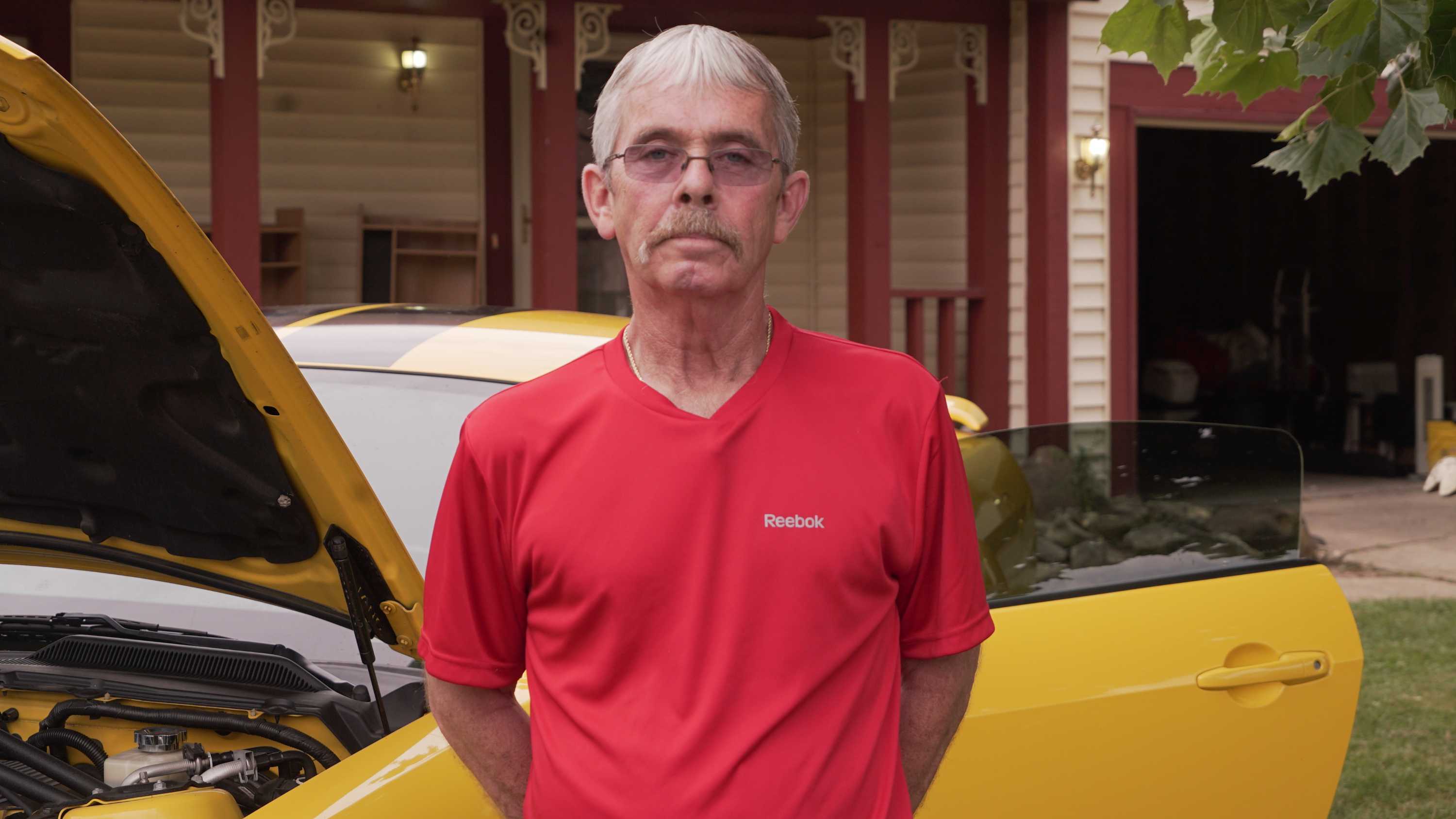 Donald Trump promised he'd save jobs at Carrier, now 300 workers have ...