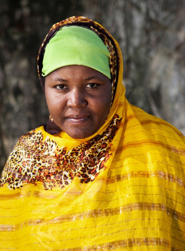 Refugees' portrait exhibition reveals common theme of hope - ABC News