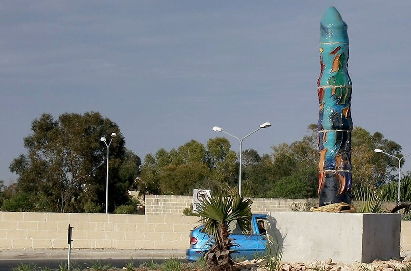 Penis sculpture must go before Pope's visit - ABC News