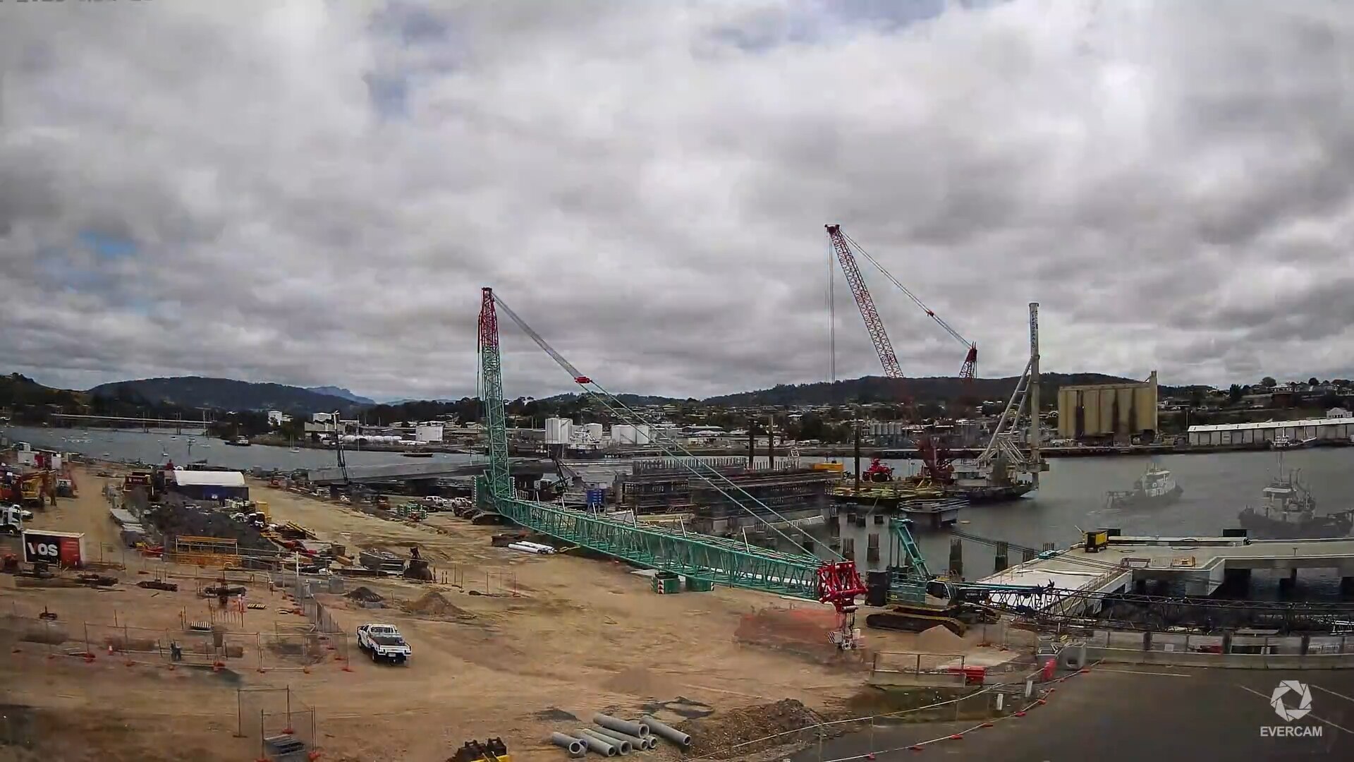 A timelapse of the construction of Berth 3 in Devonport - ABC News