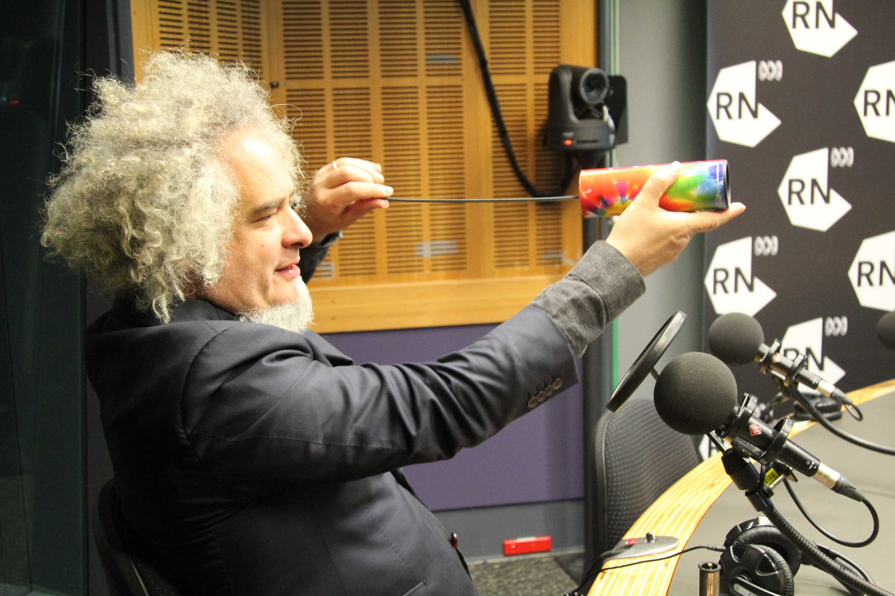 Sxip Shirey's 'immersive singing' - ABC listen