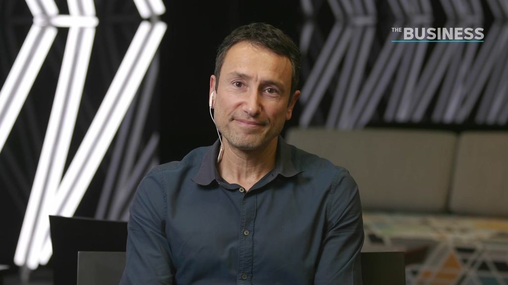 Cue Clothing boss calls for tougher COVID-19 restrictions - ABC News