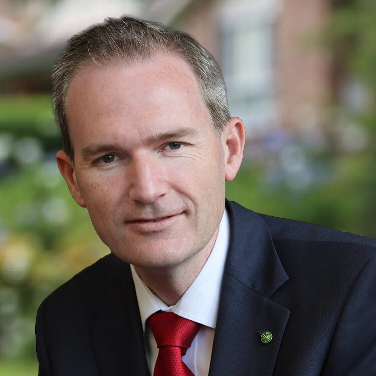 Socceroos play China in Adelaide - Sport with Warwick Hadfield - ABC listen