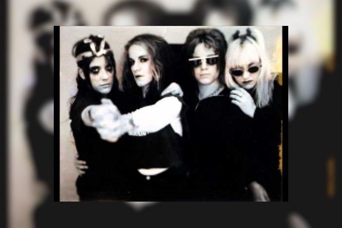 L7 to tour Australia for the first time since the '90s - Double J