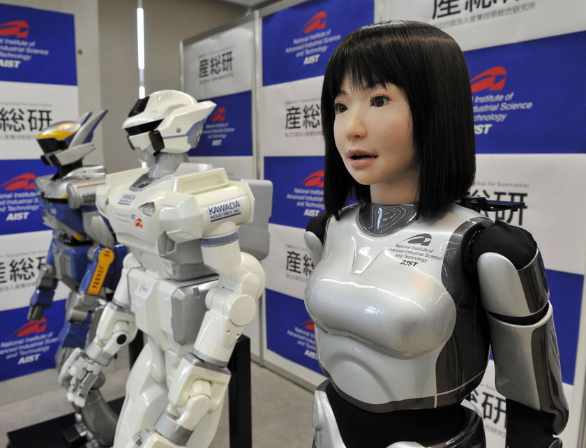 Fashion fembot to strut Japanese catwalk - ABC News